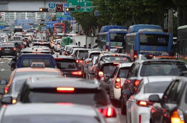 서울로 상경한 지방 출신들 특징.jpg